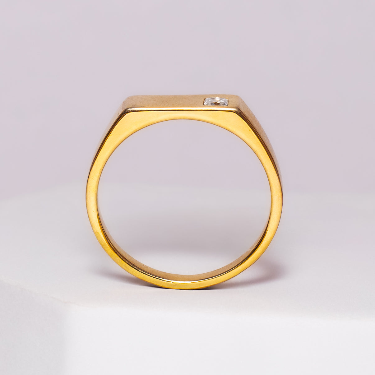 Reverie Men's Signet Ring – Trisu