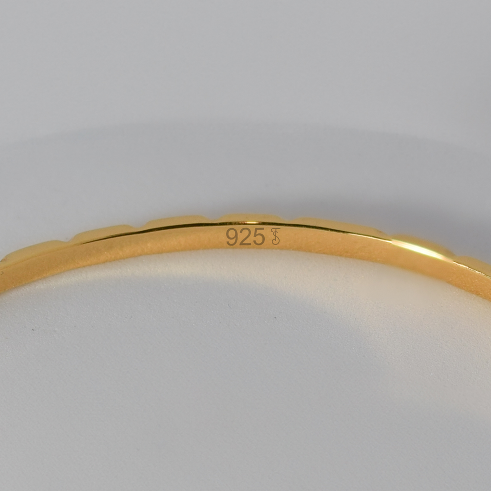 Balance Bangle – Trisu