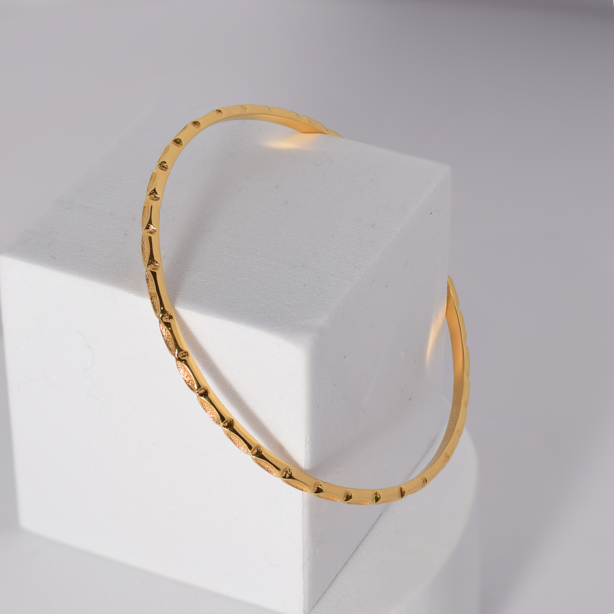 Balance Bangle – Trisu